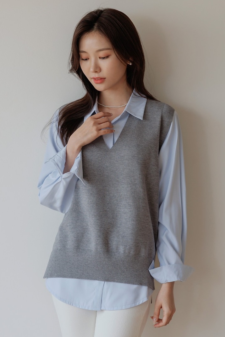 JUSTONE Lift V Neck Vent Knit Vest | Vests for Women | KOODING