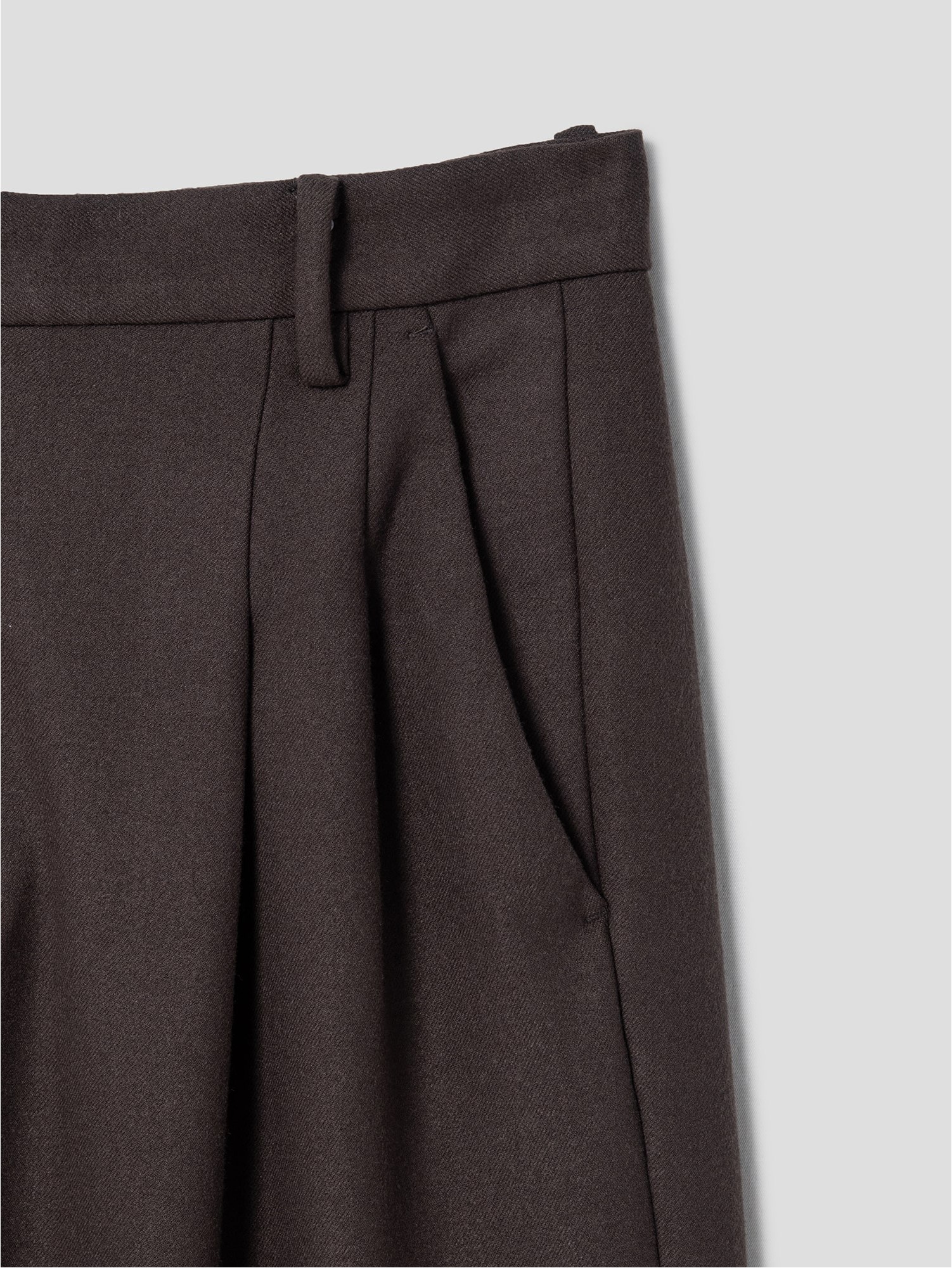 8seconds Two Tucks Wide Slacks Dark Brown | Wide Pants for Men | KOODING