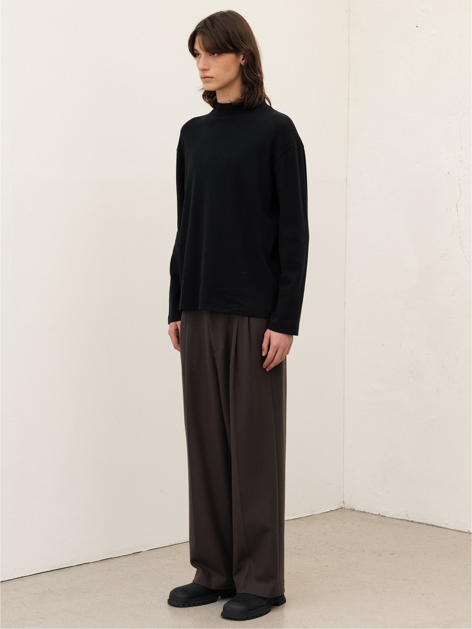 8seconds Two Tucks Wide Slacks Dark Brown | Wide Pants for Men | KOODING