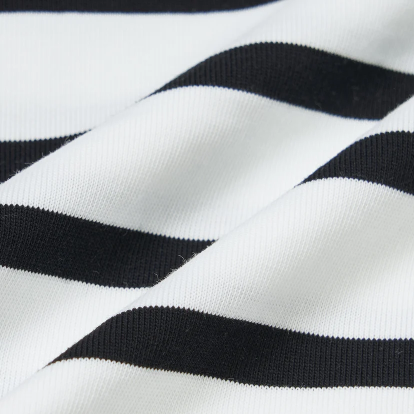 MLB Varsity Stripes Crop Collar Tee Shirt NY Yankees Ivory | Striped ...